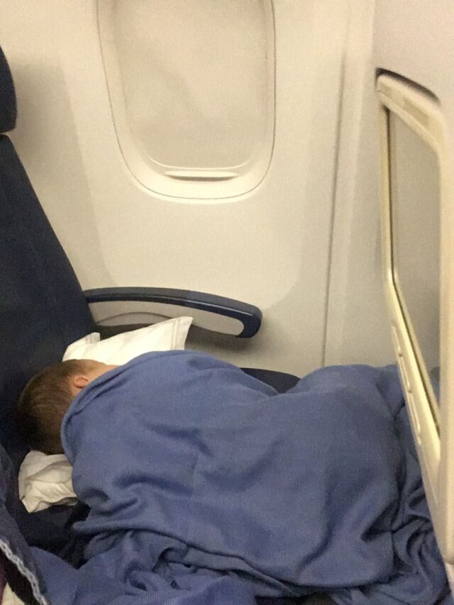 Fly Tot Review - Perfect for Your Next Long Haul Flight with a Toddler