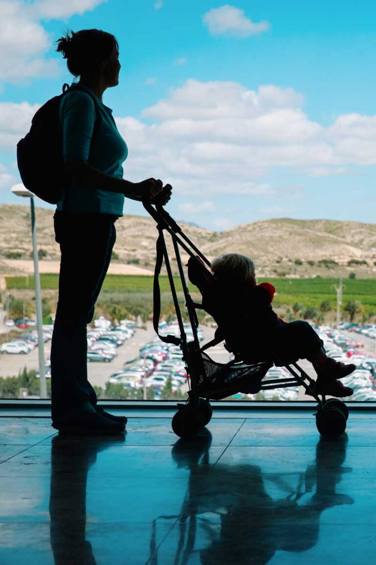 Everything You NEED to Know About Flying With a Stroller - Baby Can Travel